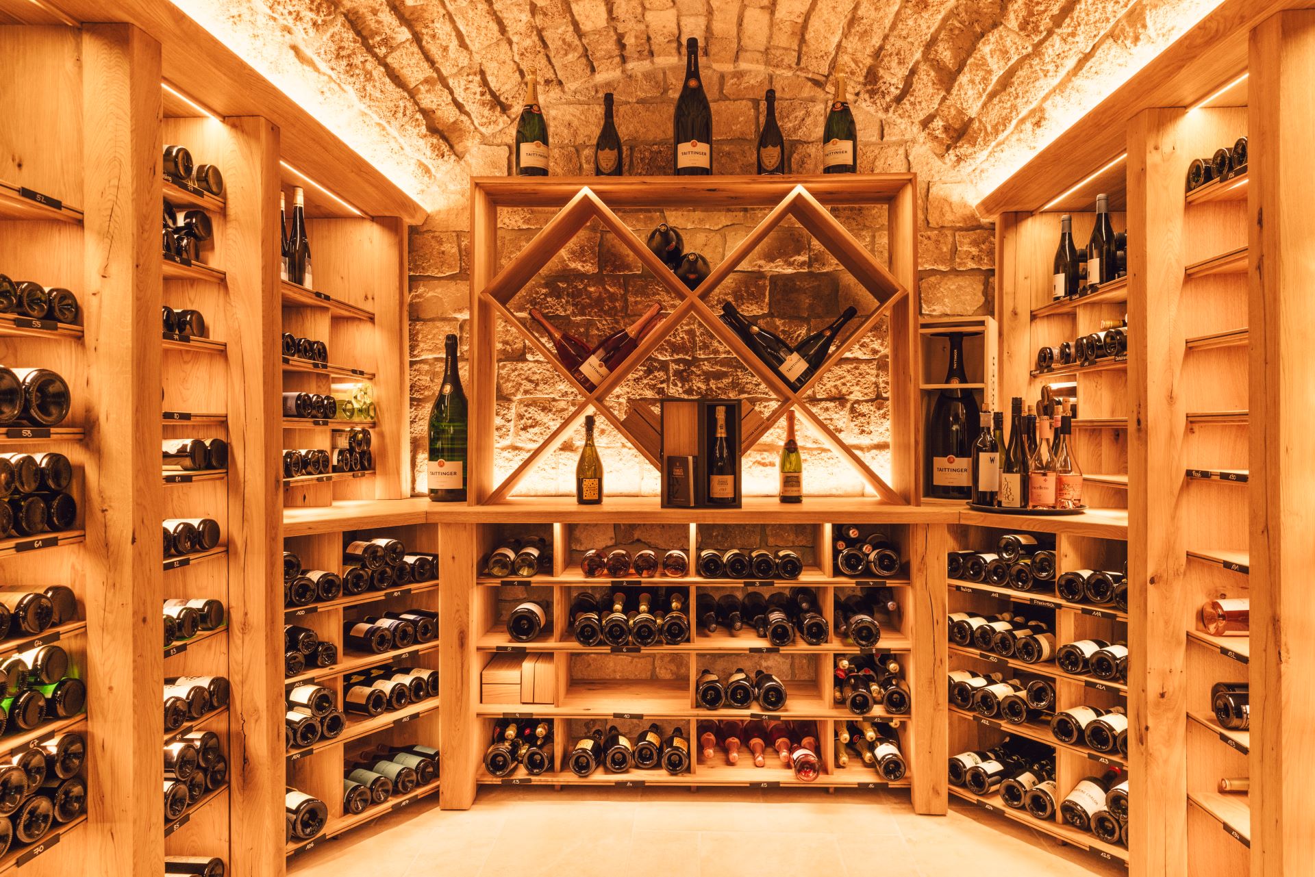 Weinkellerbau Posthotel Taube - Gewölbekeller